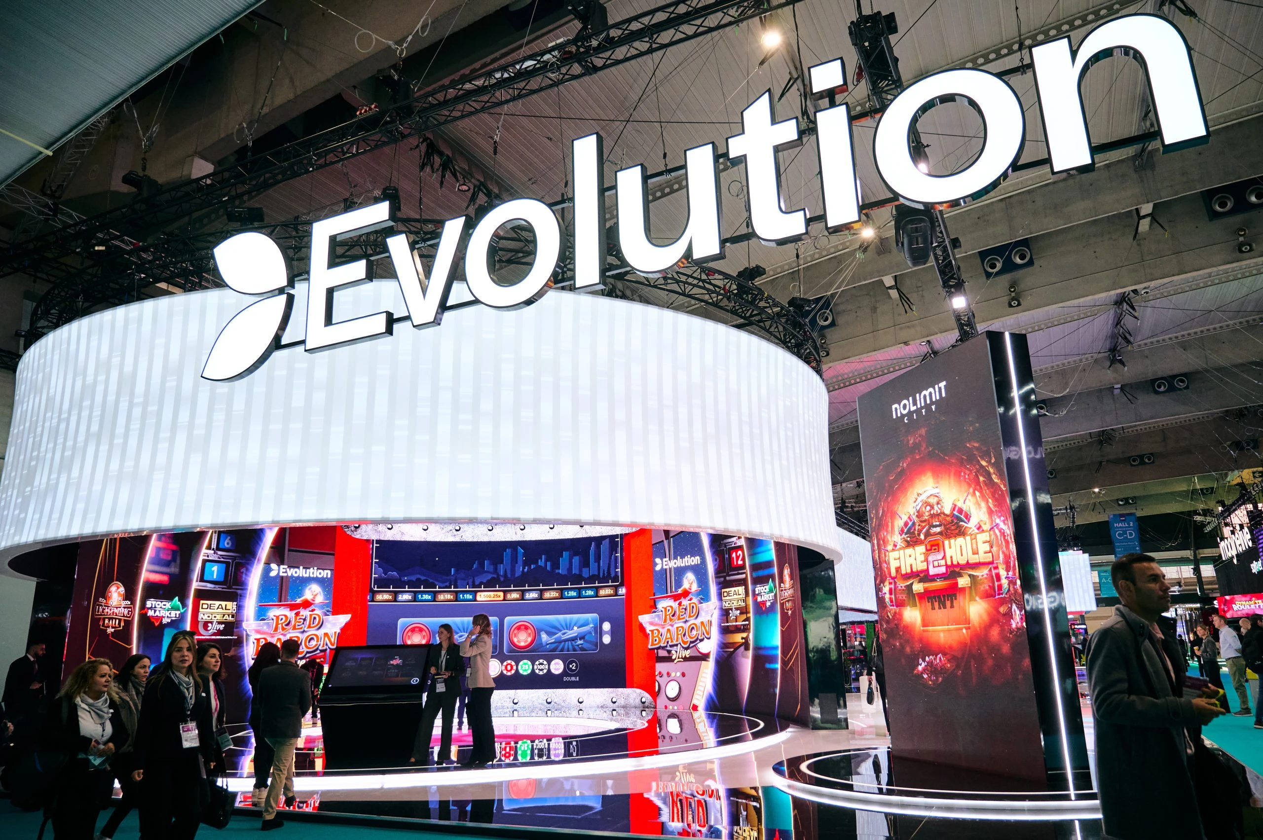 How could the Evolution-Playtech saga affect investor confidence?