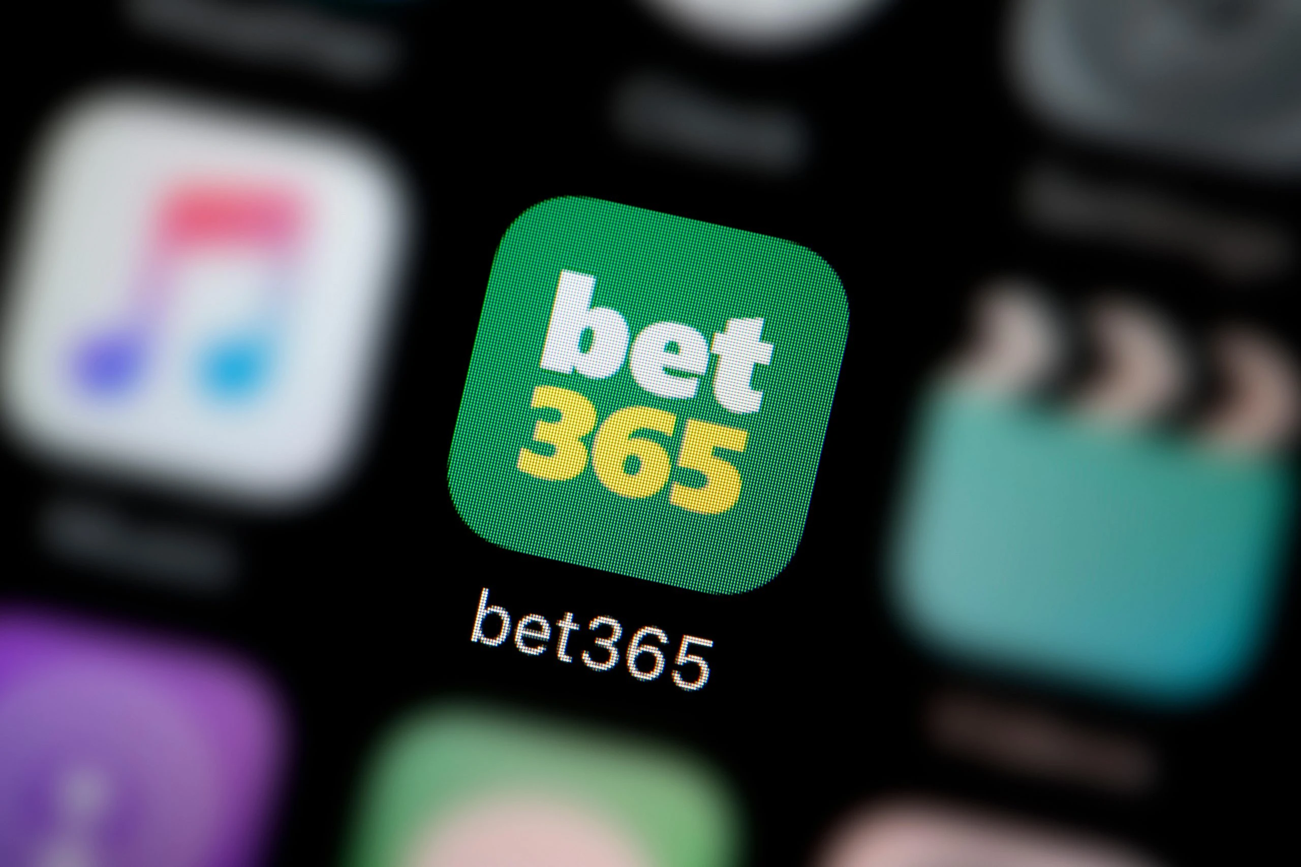 Bet365 pivot to regulated markets causes group loss of £43 million