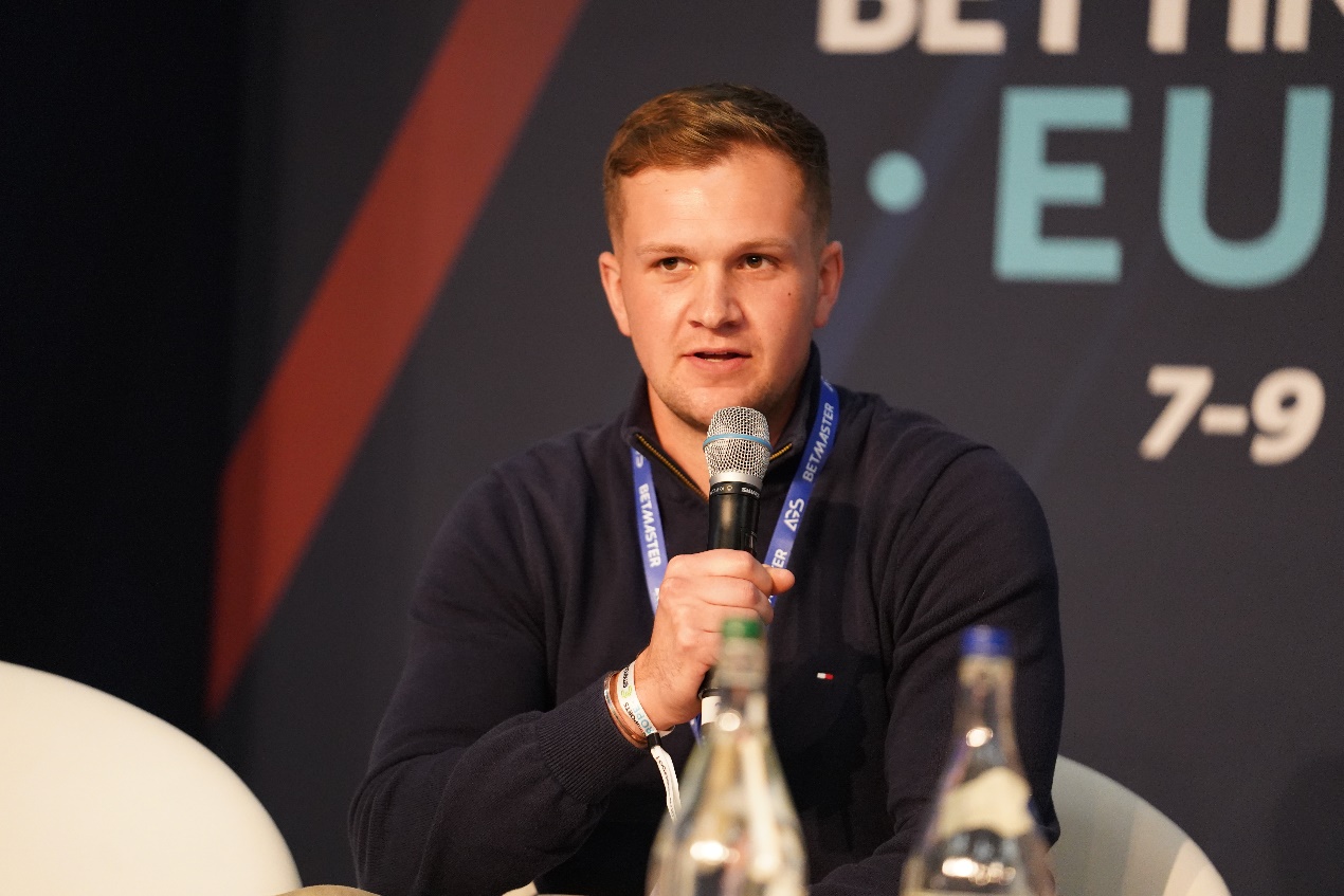 Checkd Group continues North American expansion with Ontario licence