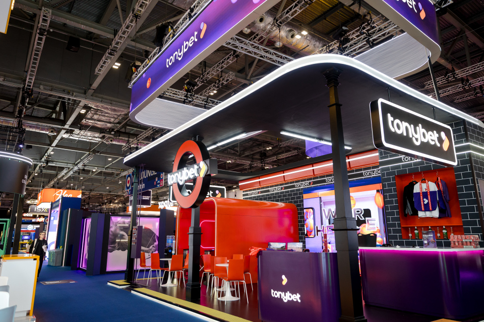 Putting players first: Tonybet celebrates iGB L!VE 2025 with player ...